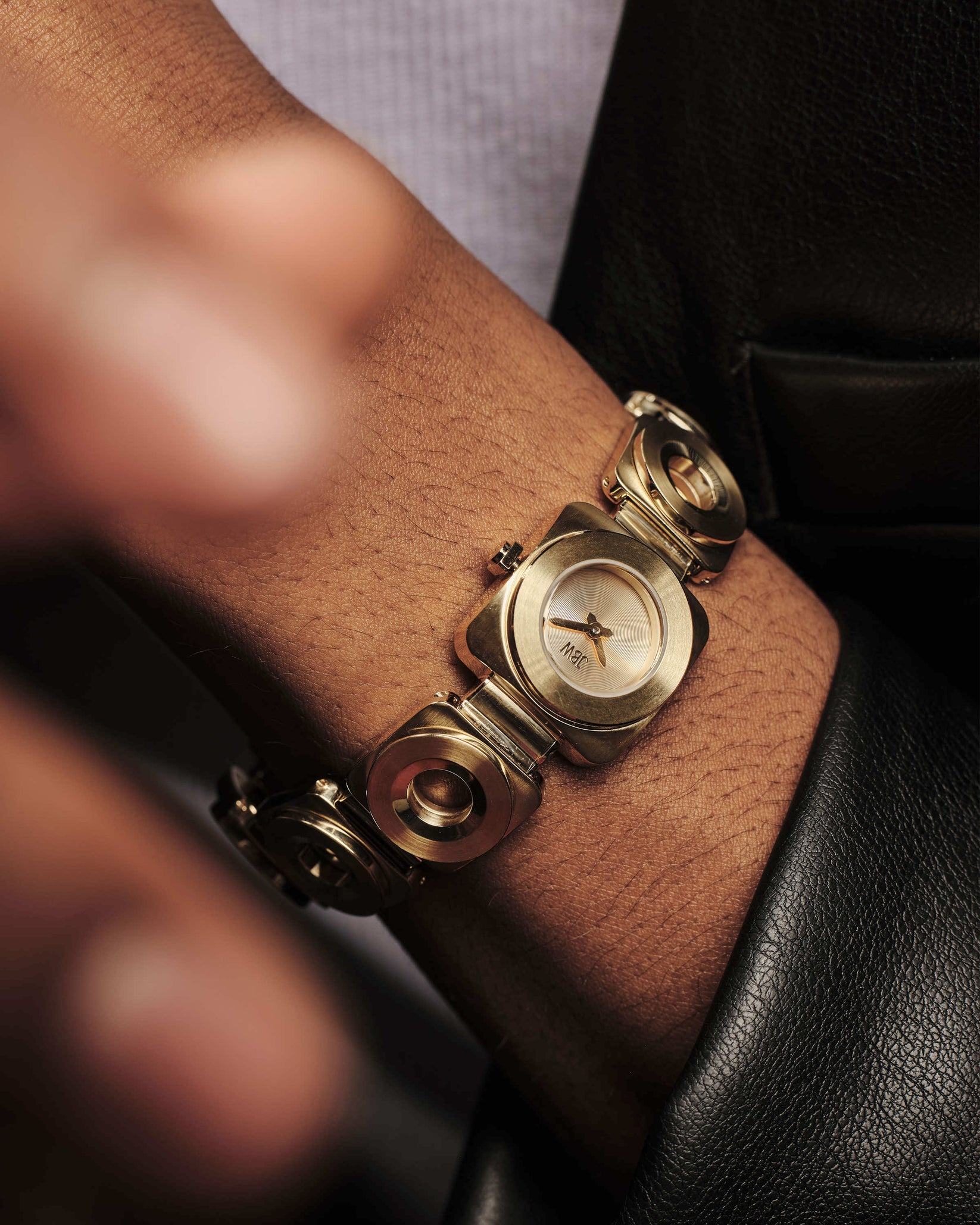 Chasm | J6398A – JBW Watches