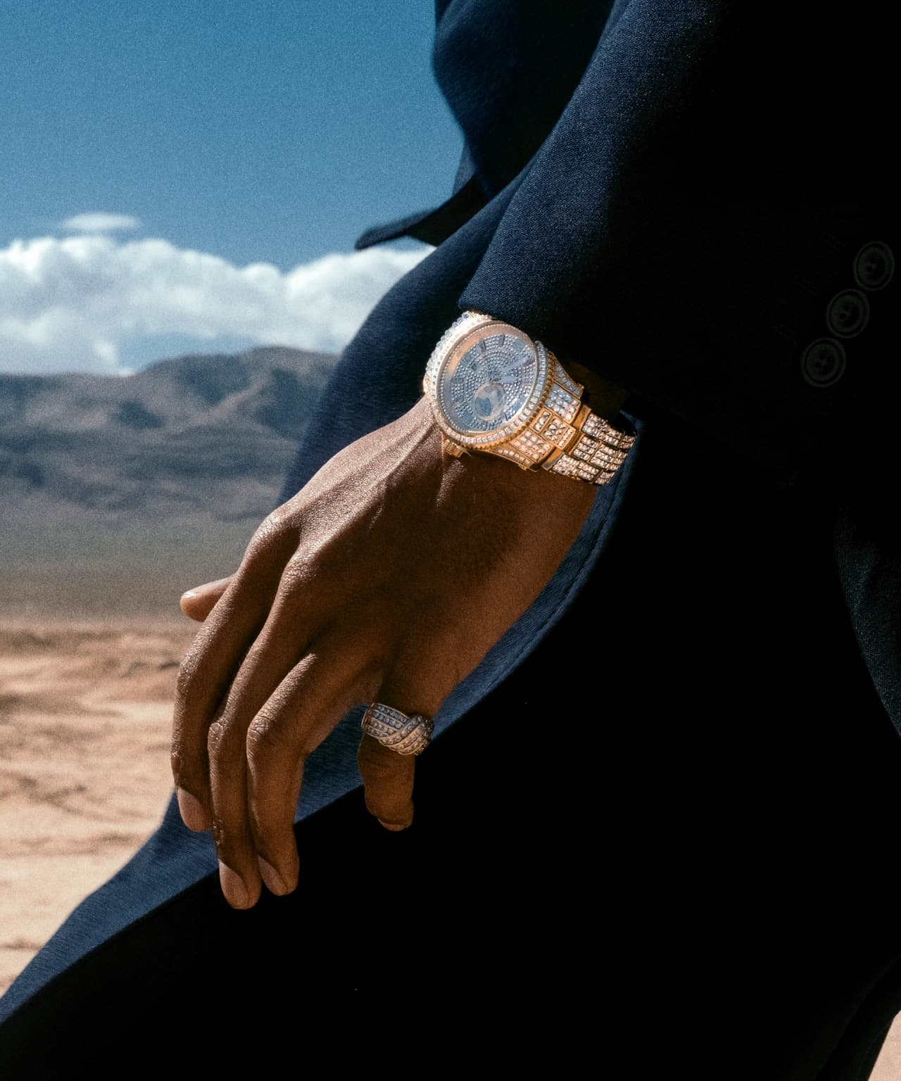 RESERVE Chandelier | R6370D – JBW Watches